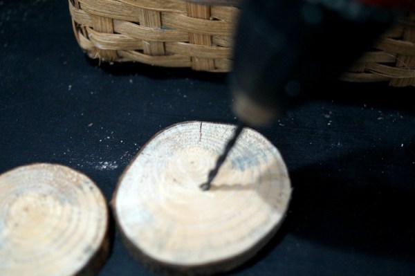 How to Make Wood Slice Snowmen – Sue's Creative Workshop