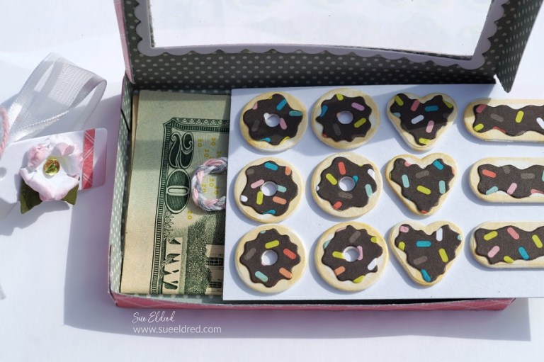 Mini Donut Box Gift Card Holder – Sue's Creative Workshop