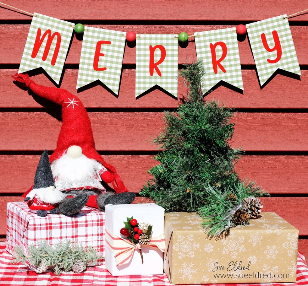 How to Create a “Merry” Holiday Banner – Sue's Creative Workshop